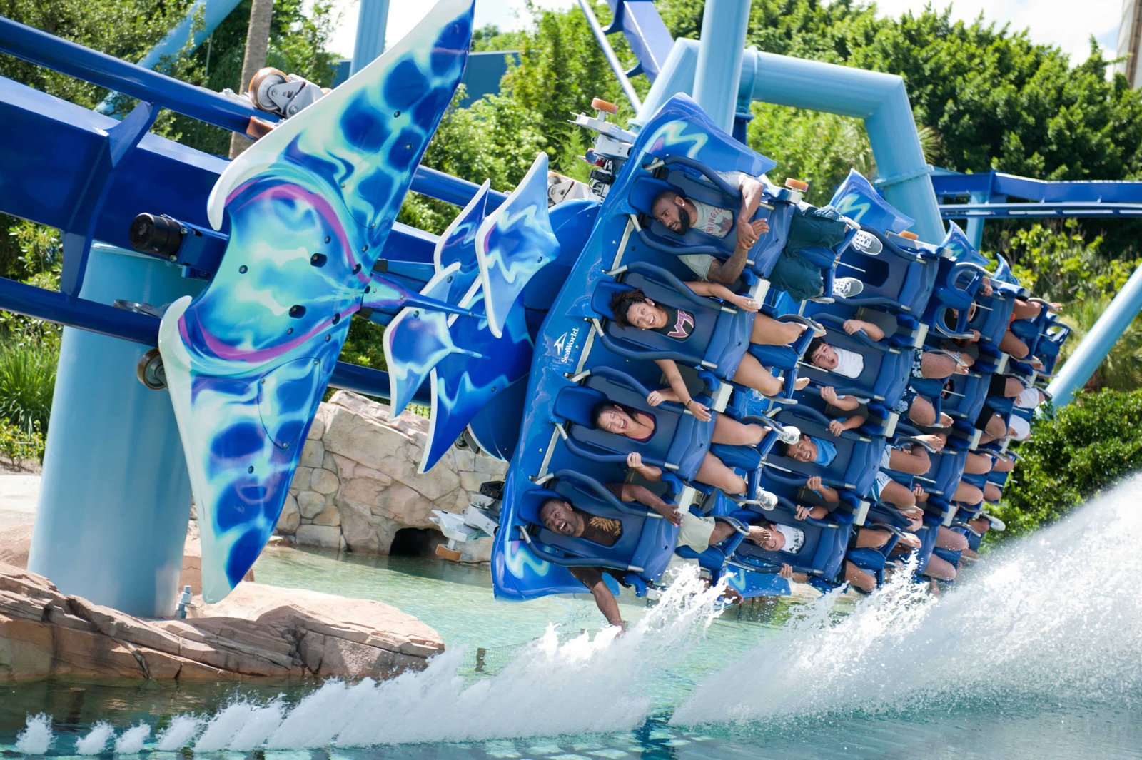 SeaWorld is offering FREE Admission: Are you Eligible?